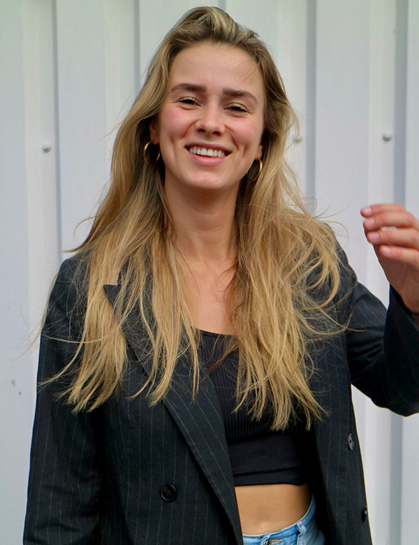 Veerle E. - Frisse Koppen